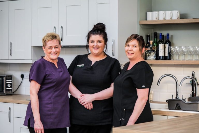 Middleton Court hosts lively Summer party full of food, music, and joy ...